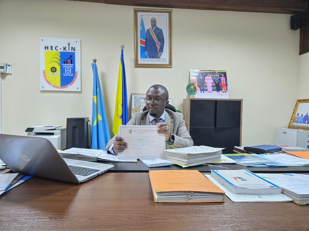 RDC : À découvrir en ligne 13 574 diplômes désormais disponibles à la ...